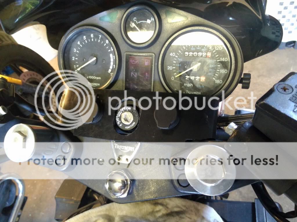 Powerlet placement on 96 Trident | Triumph Rat Motorcycle Forums