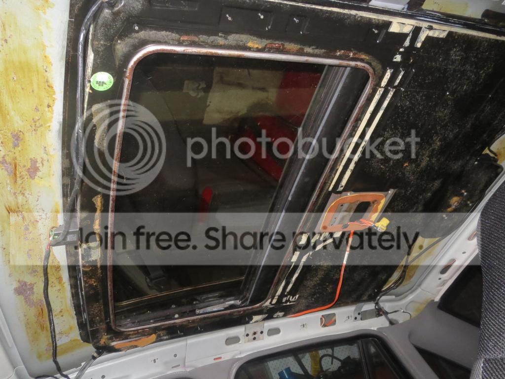 Sunroof install in my vr | Just Commodores