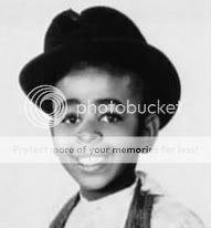 *CANDIDS* - Page 166 - The Silver Screen Oasis