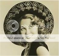 *CANDIDS* - Page 294 - The Silver Screen Oasis