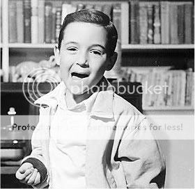 *CANDIDS* - Page 356 - The Silver Screen Oasis