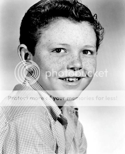 *CANDIDS* - Page 580 - The Silver Screen Oasis