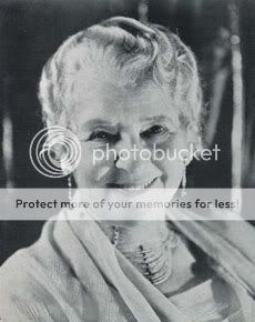 *CANDIDS* - Page 422 - The Silver Screen Oasis