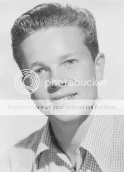 *CANDIDS* - Page 454 - The Silver Screen Oasis