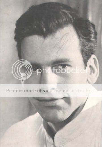 *CANDIDS* - Page 350 - The Silver Screen Oasis